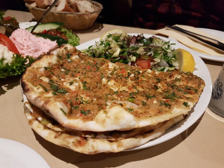 15 Foods You Must Try in Istanbul Turkey - Savored Journeys