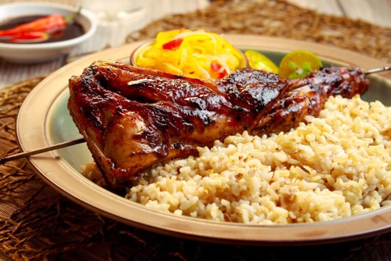 40 Traditional Filipino Dishes to Try in the Philippines - Savored Journeys